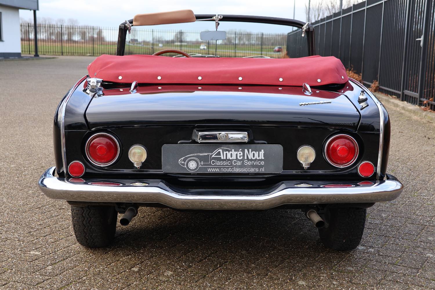 Honda S600 cabriolet – Nout Classic Cars