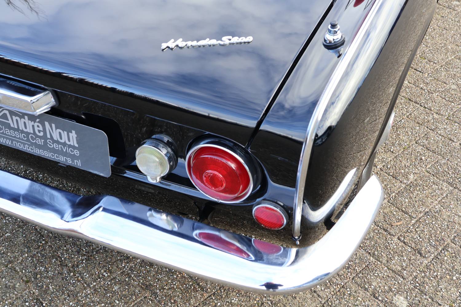 Honda S600 cabriolet – Nout Classic Cars